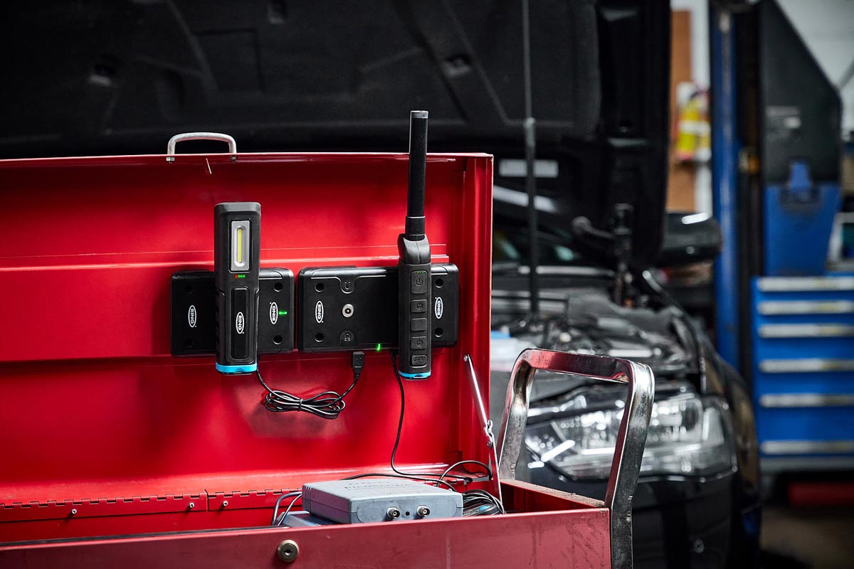 Introducing wireless charging for Ring’s new worklamps | AutoScene