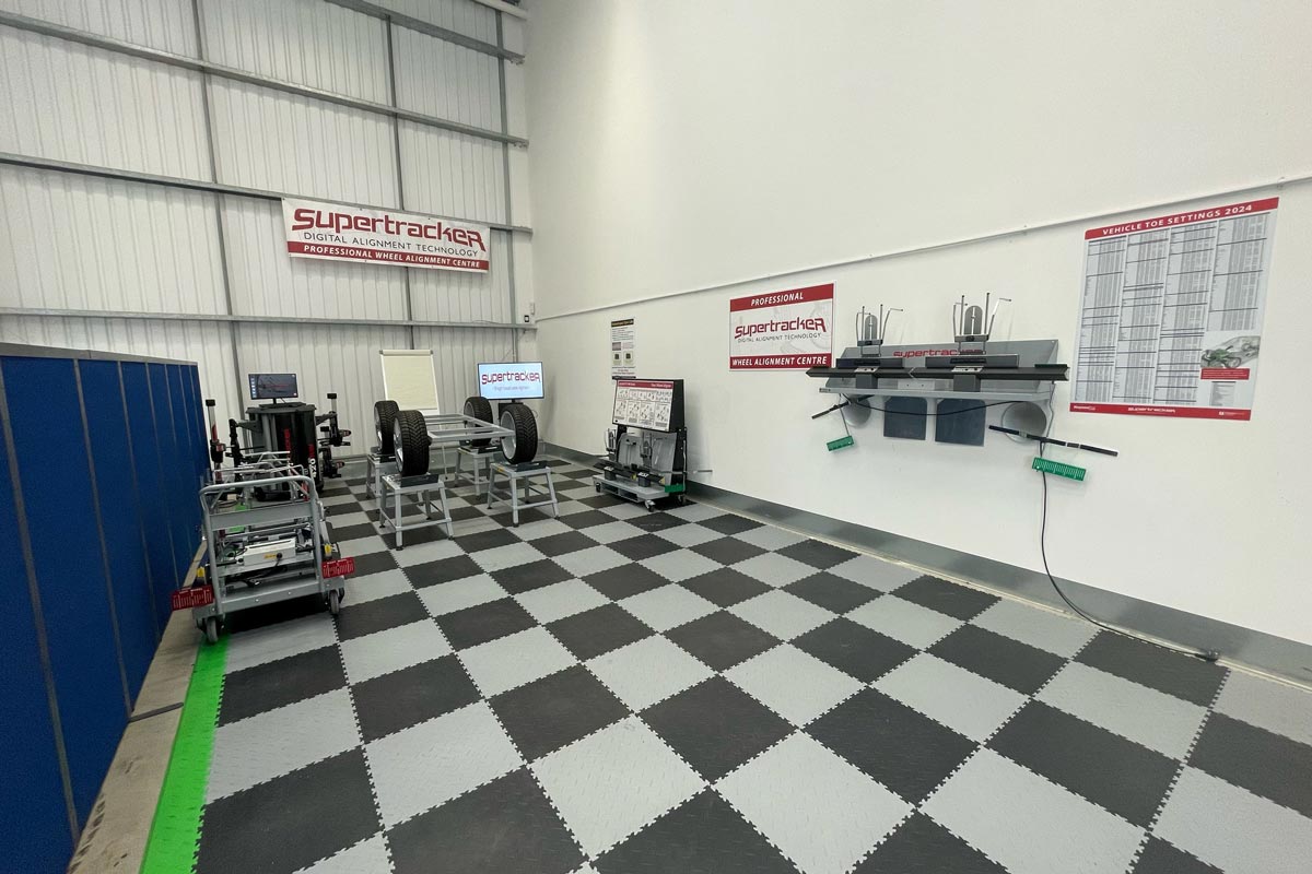 Supertracker launches ‘Proudly British’ campaign | AutoScene