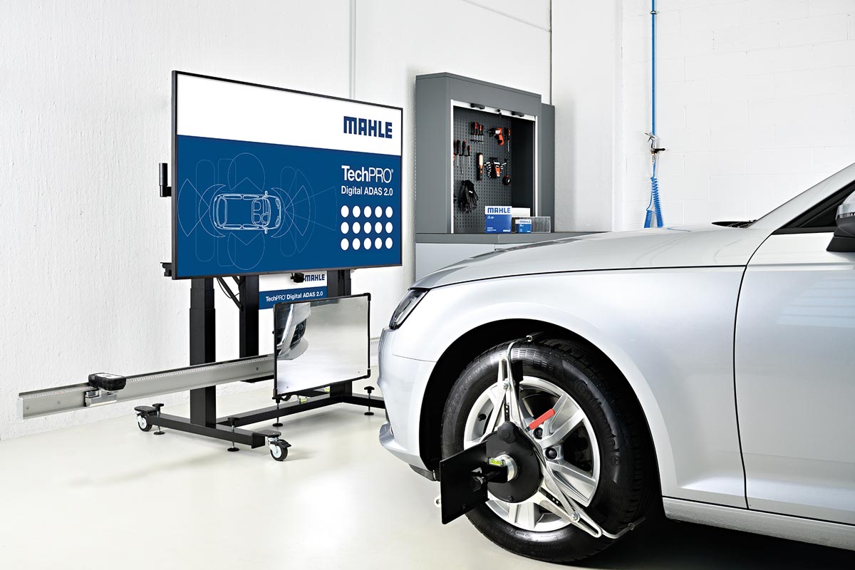 Fully automatic ADAS calibration in the blink of an eye